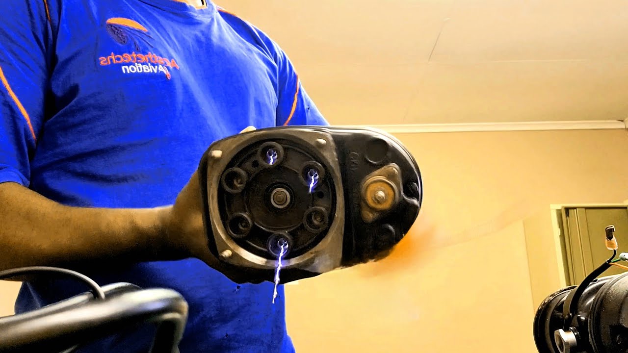 How to test The BENDIX magneto IMPULSE COUPLING operation by hand - YouTube