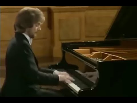 The top 10 greatest works by Chopin - YouTube