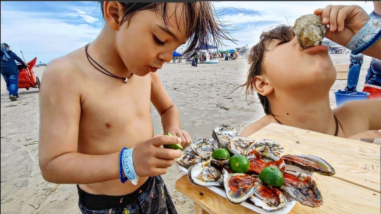 Mexican Street Food MARISCOS AT THE BEACH - Oysters, Shrimp, BBQ Pork ...