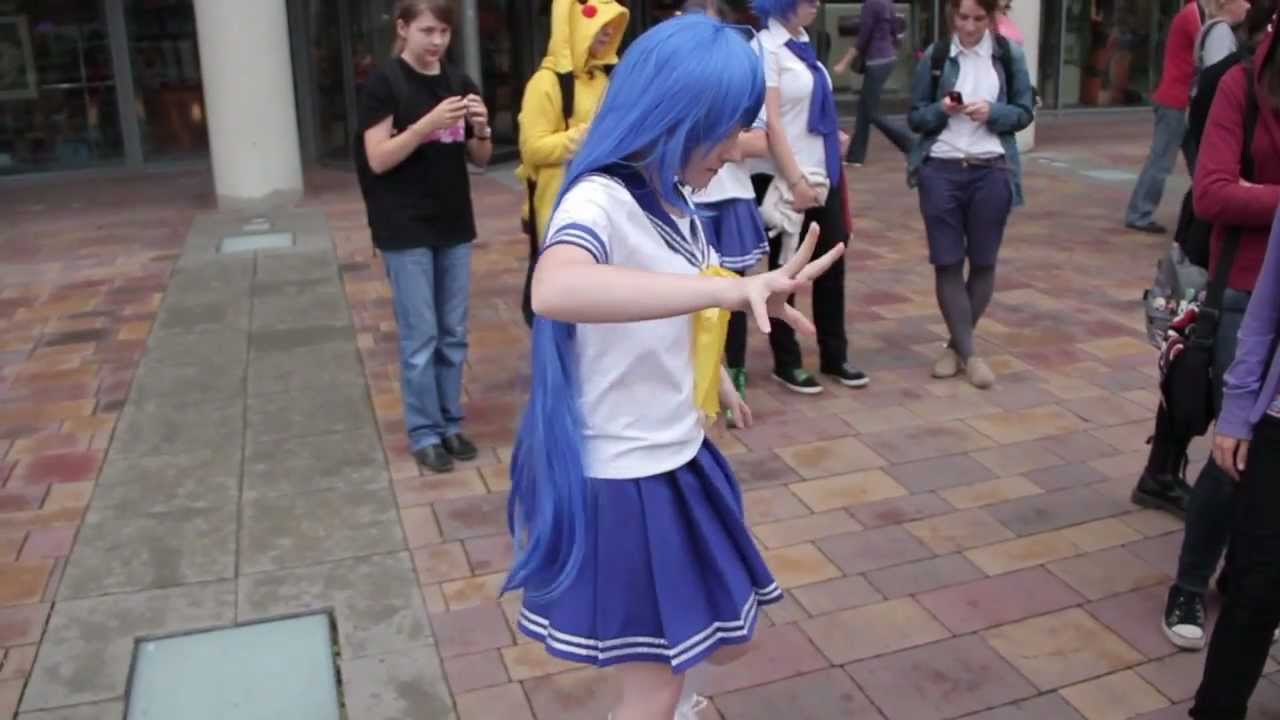 [AoiTV] Harajuku Cosplay Walk 2012 - YouTube