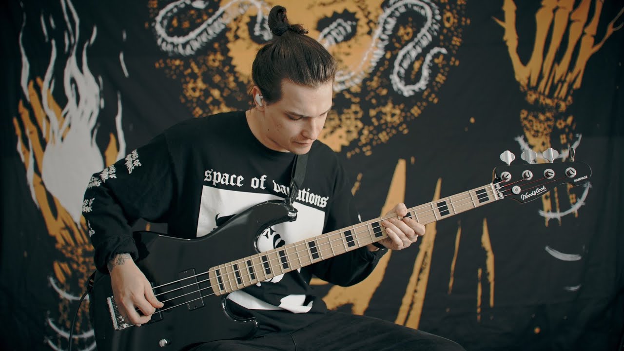 Space Of Variations - Razorblade (Bass Playthrough) - YouTube