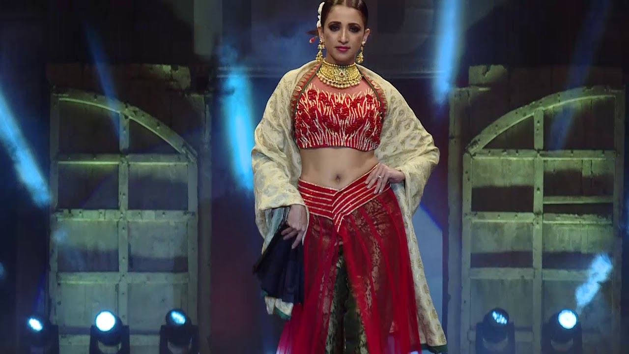 BROADWAY BRIDE @IFJD FASHION SHOW 2017@ RAJKOT - YouTube