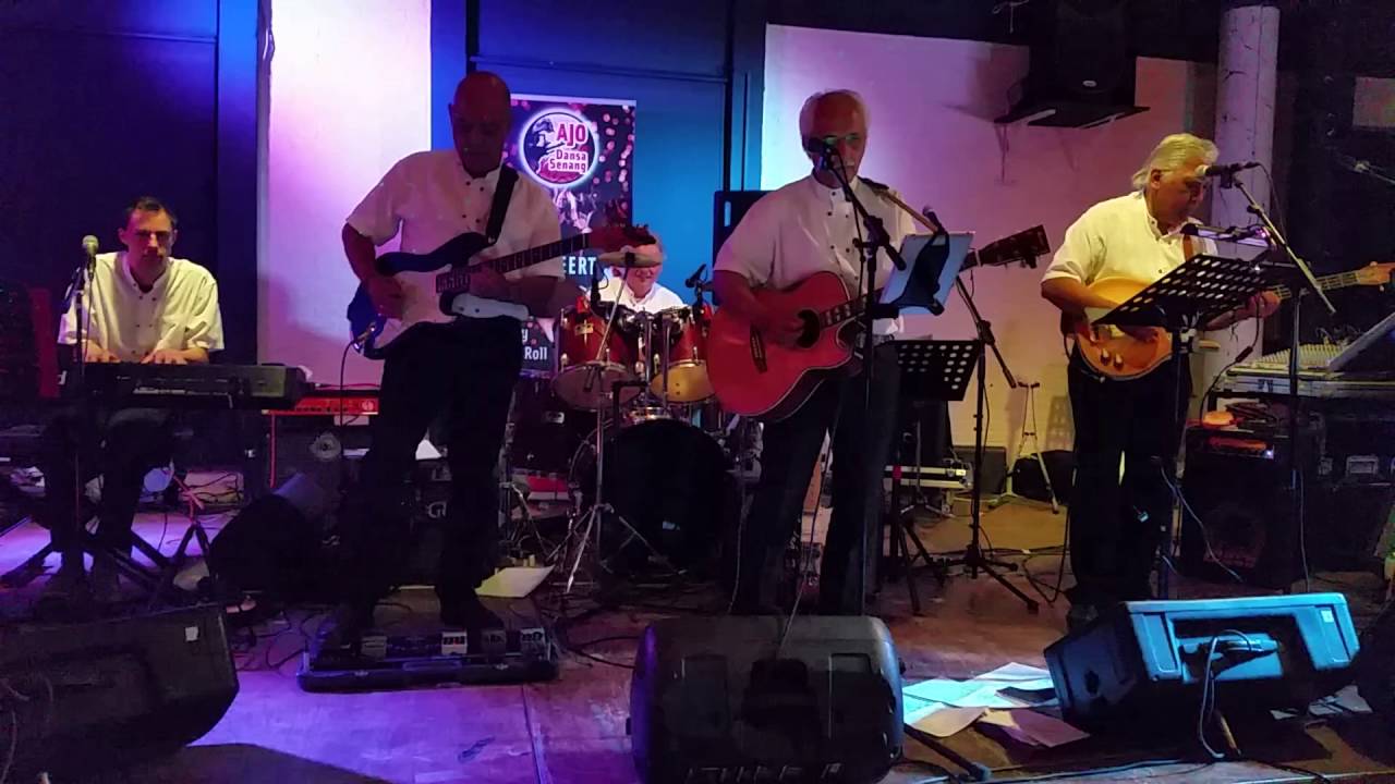 Brapa met een instrumentaal nummer " Lief Java " - YouTube