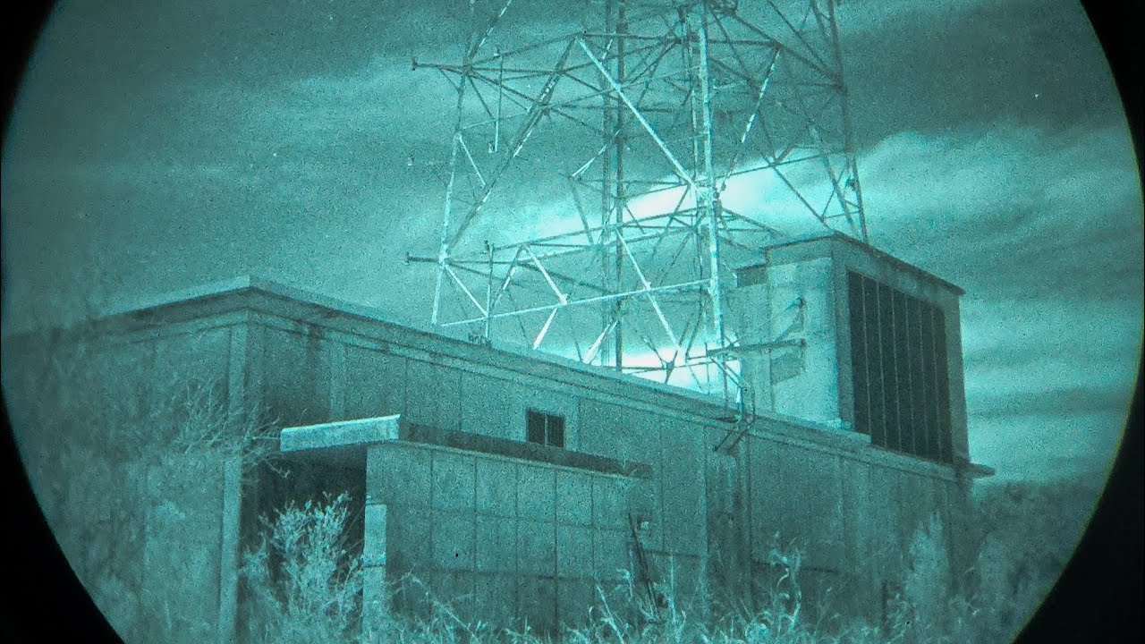 Abandoned Longlines Bunker Night Vision Exploration - YouTube