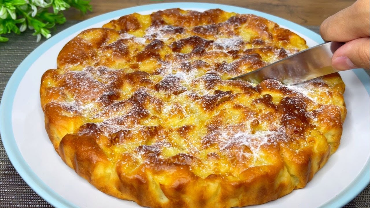 Every Swiss grandma bakes this cake in autumn! So light and moist ...