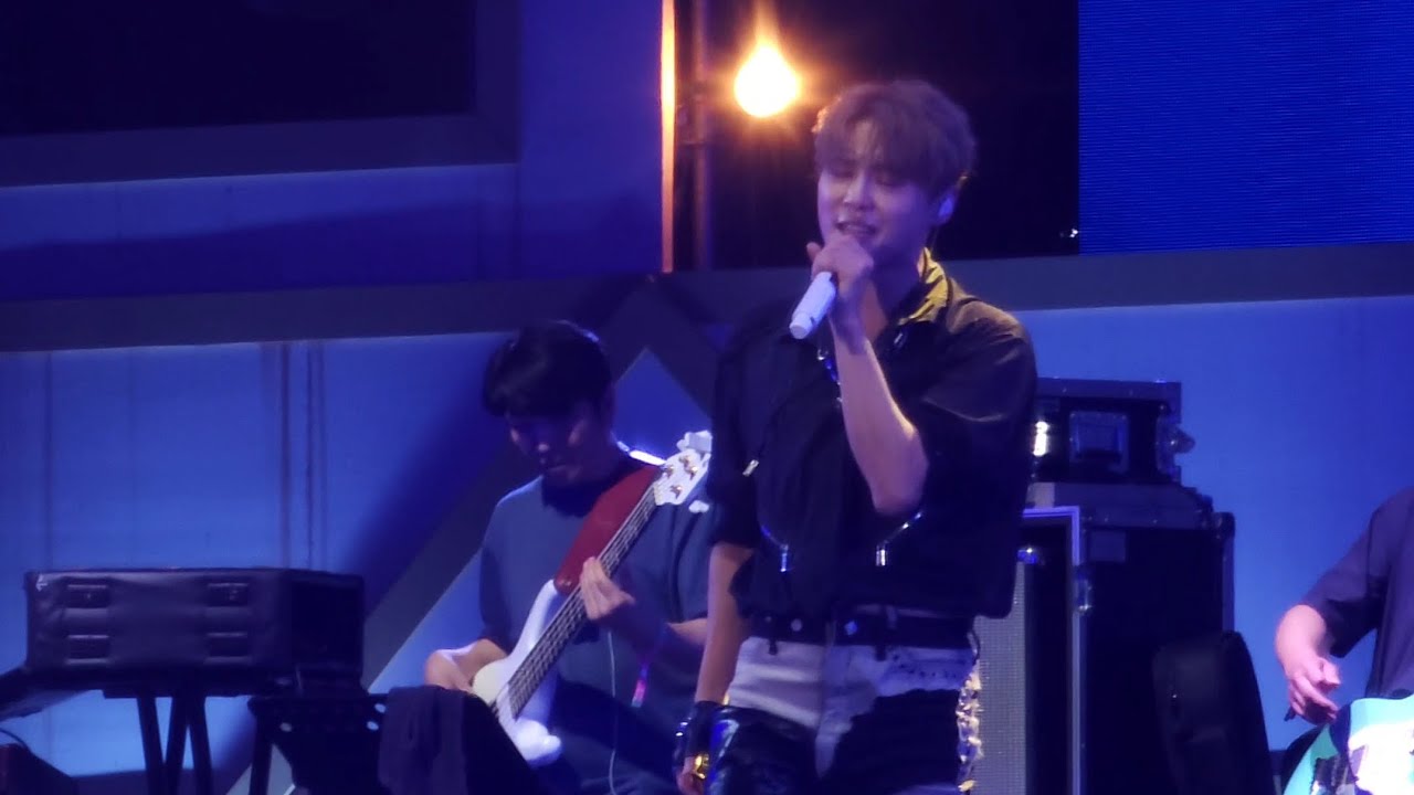 240630 파뮤페 김준수(XIA)-Pit A Pat - YouTube