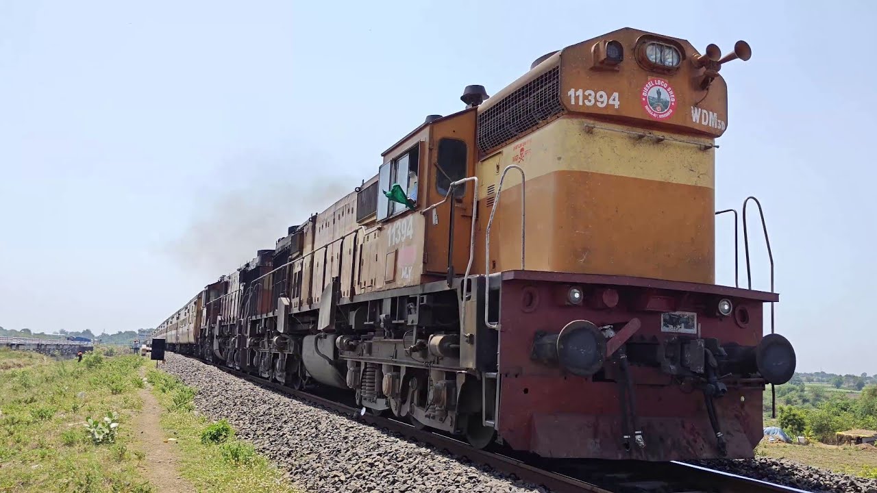 17618 Nanded - CSMT Tapovan Express | Moula Ali Twin WDM3D Acceleration ...