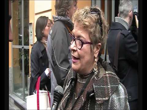 Daniela Fedi su Fendi A-I 2010-2011 - YouTube