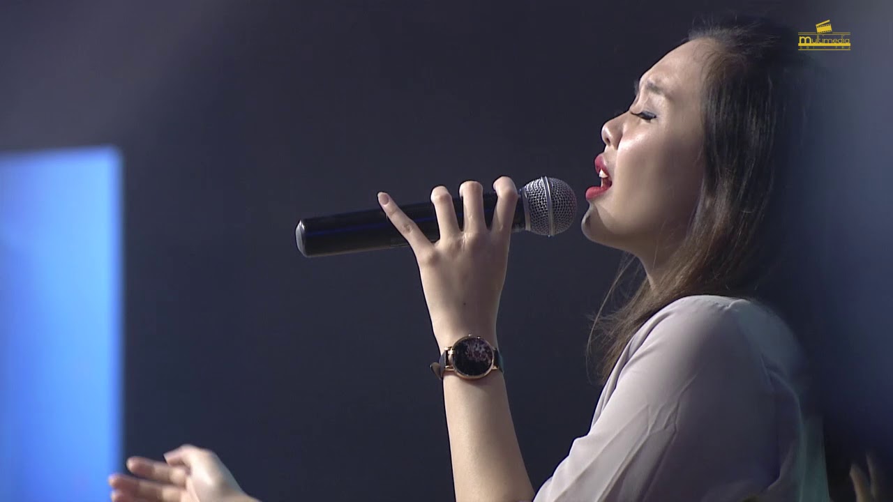 Beautiful Savior medley The Anthem by Lestari - YouTube