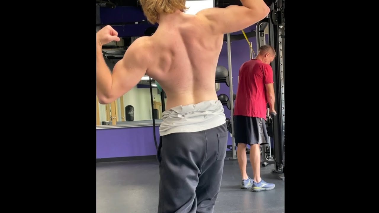 Gym vlog 2! Juicy chest and back pump - YouTube