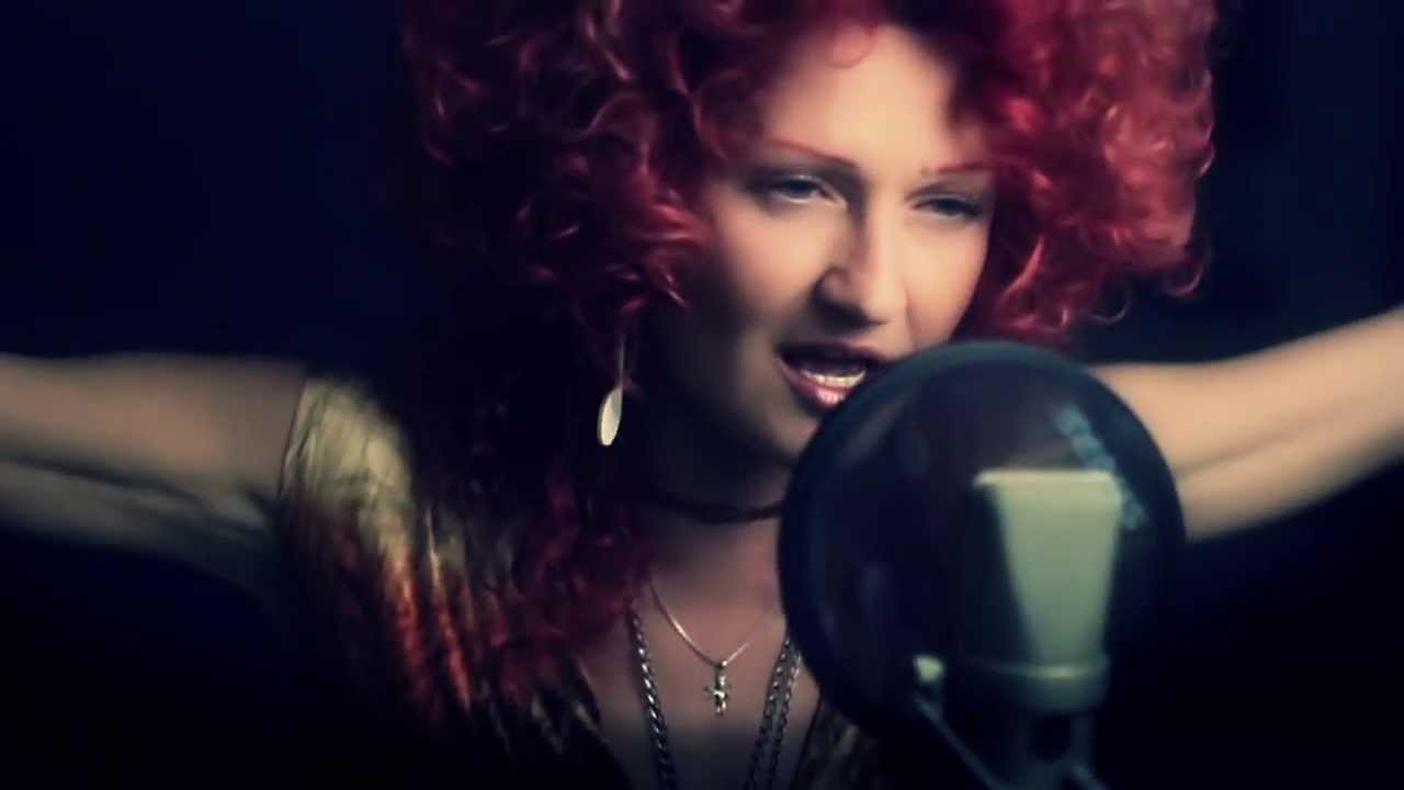 ViLa FiLoZoFina ft. Sky Wikluh - TIM - YouTube