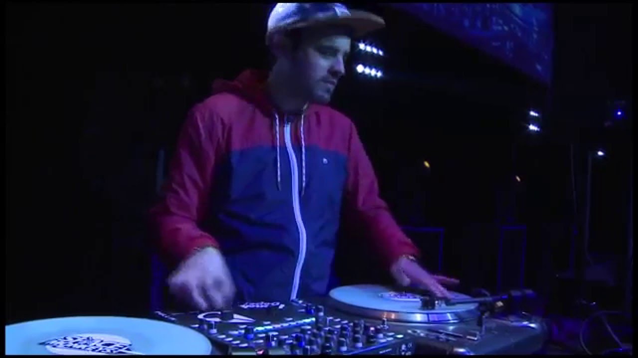 DJ Skillz France Technical Category Semi Finals Set 1 IDA 2015 - YouTube