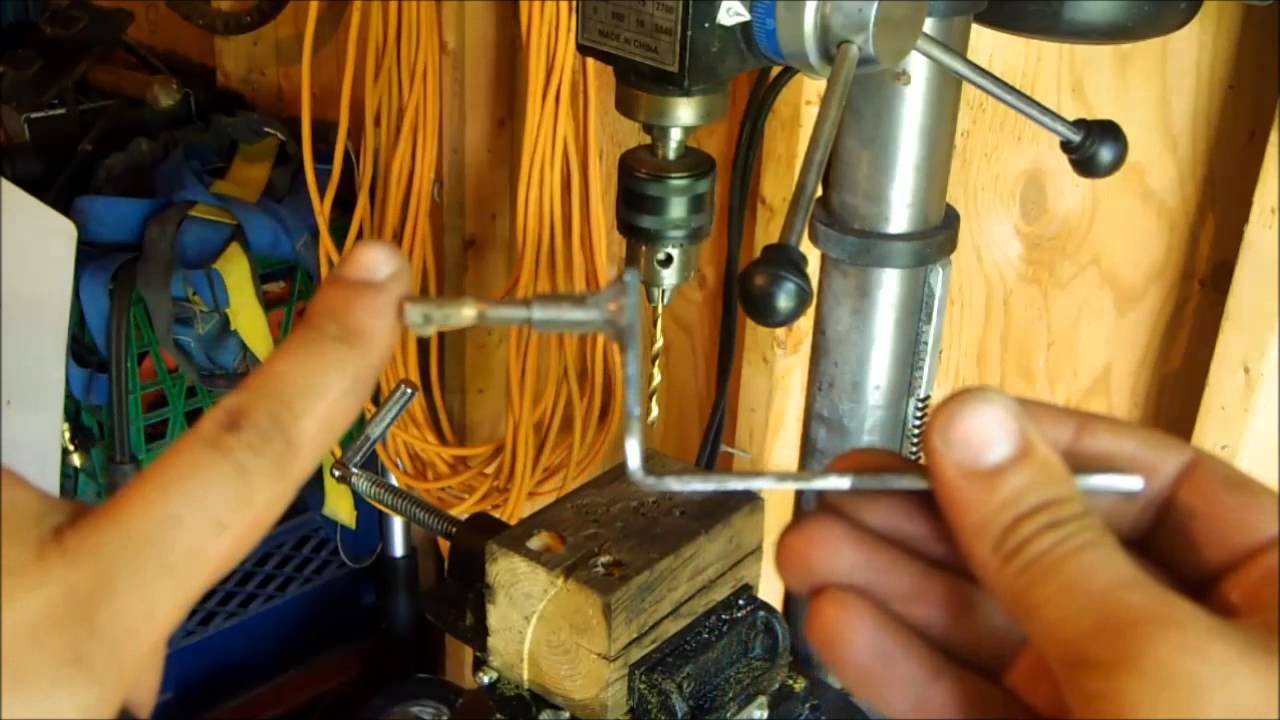 DIY Articulating Lamp Camera Boom- Part One - YouTube