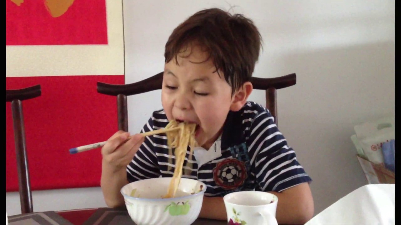 1st Grader Just Learned to Use Chopsticks - Funny Kid's Video - YouTube