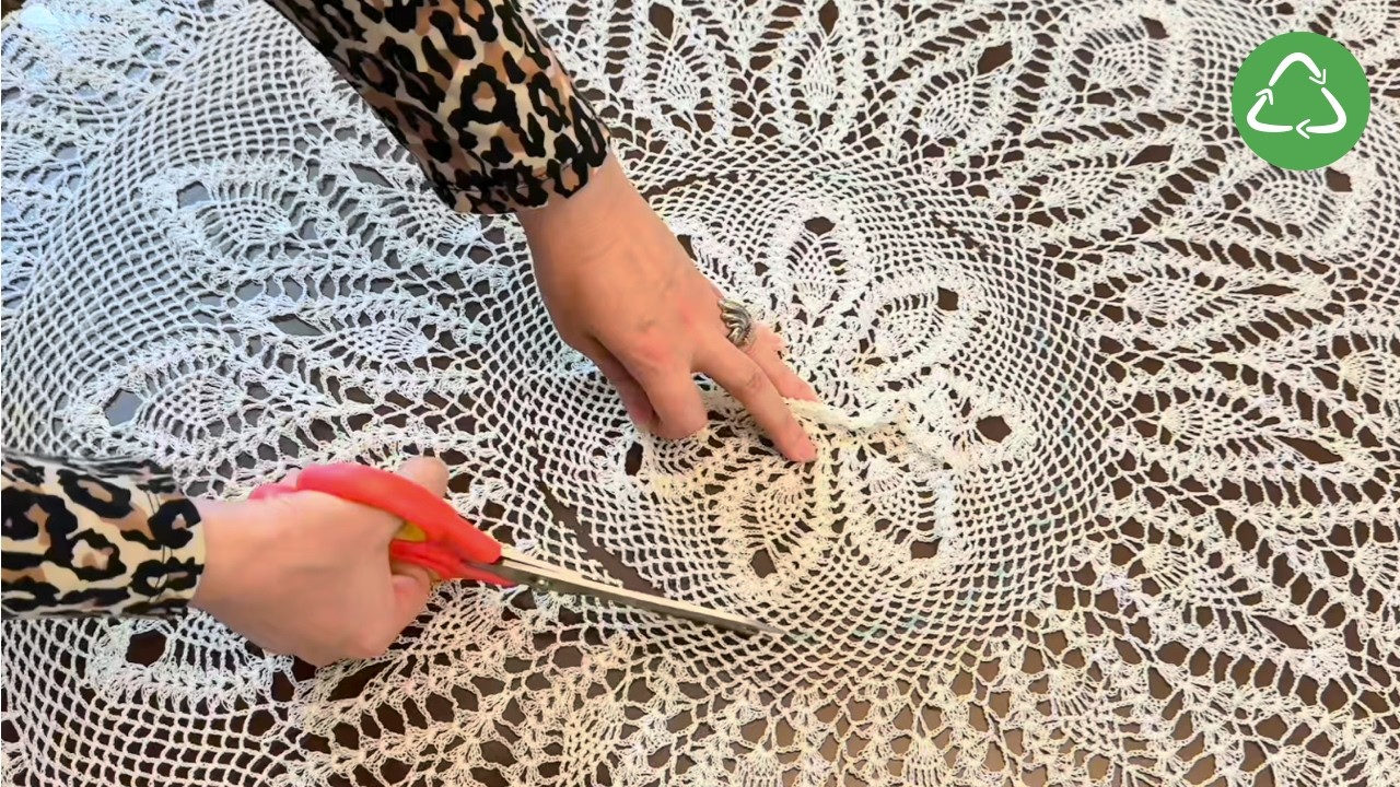 ️ Upcycle a tablecloth into a crochet dress! 🔥 - YouTube