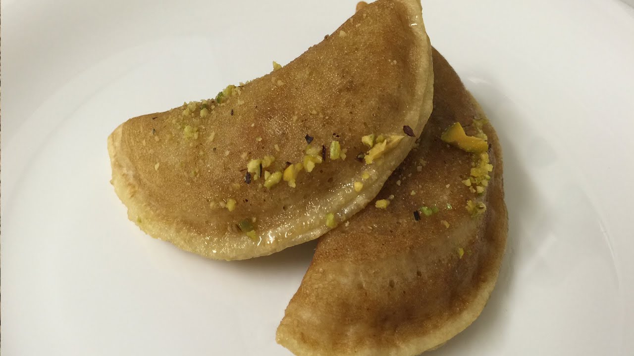 How To Make Atayef With Walnut - طريقة تحضير القطايف بالجوز by EasyLife ...