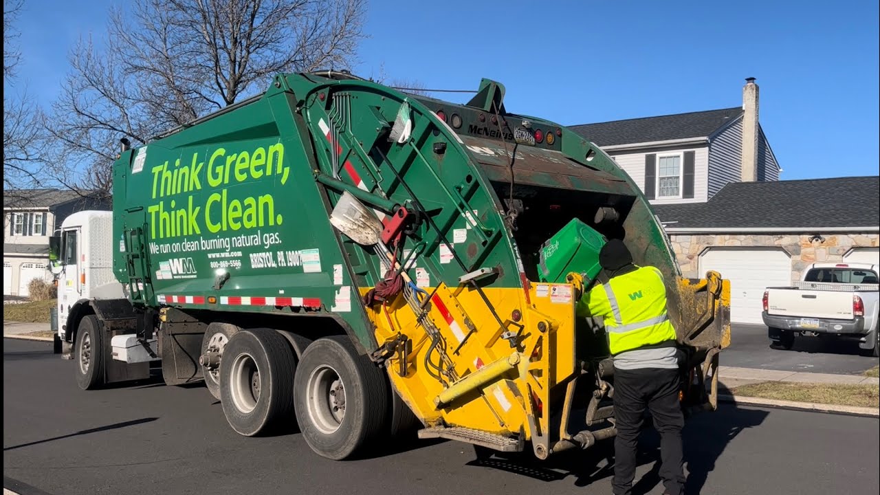 Waste Management CNG Peterbilt 320 McNeilus rear loader garbage truck ...