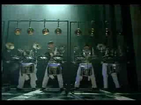 marching band - blast! - drumline - battery battle(2) - YouTube
