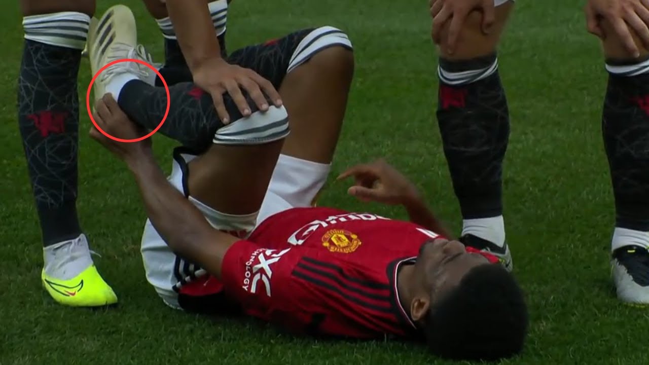 Amad Diallo injury vs Arsenal vs Manchester United at MetLife Stadium ...