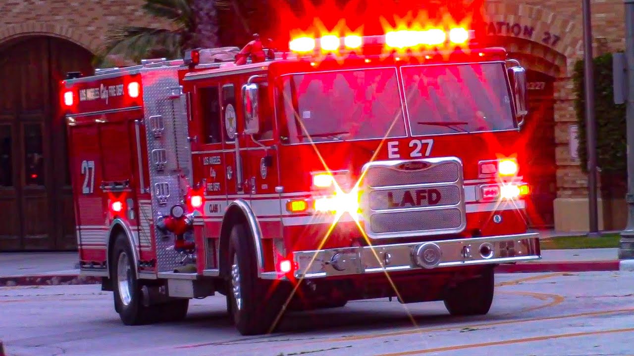 LAFD Engine 27 Responding - YouTube