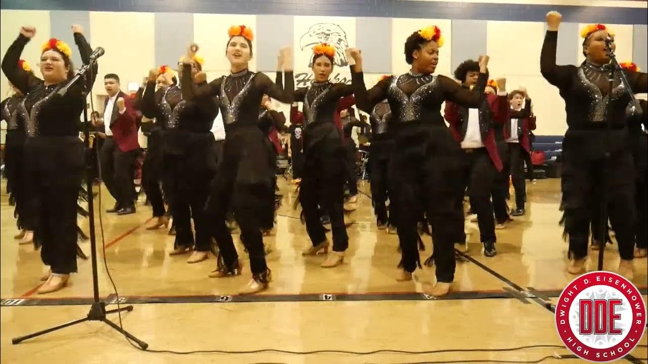 Eisenhower Express Choir Show Performs at Hamlin Upper Grade Center ...