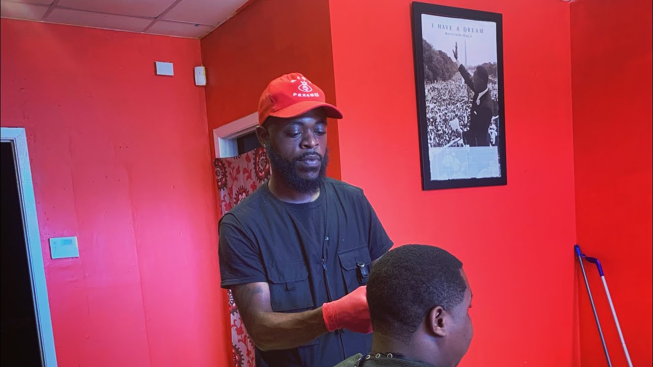 "Fade Masterclass: Unleash Your Barbering Skills and Master the Art of ...