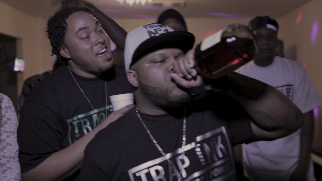 Chillin Wit Tha Gang ft Swizzy - YouTube