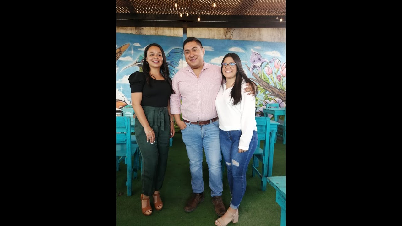 Entrevista con Socio de Restaurante Ay Carmela, Estuardo Juárez - YouTube