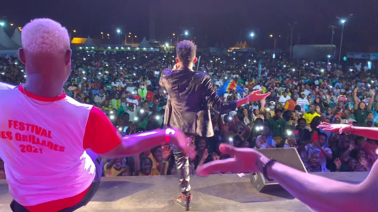 Innoss'B - Live @ Conakry - 05 décembre 2021 - YouTube