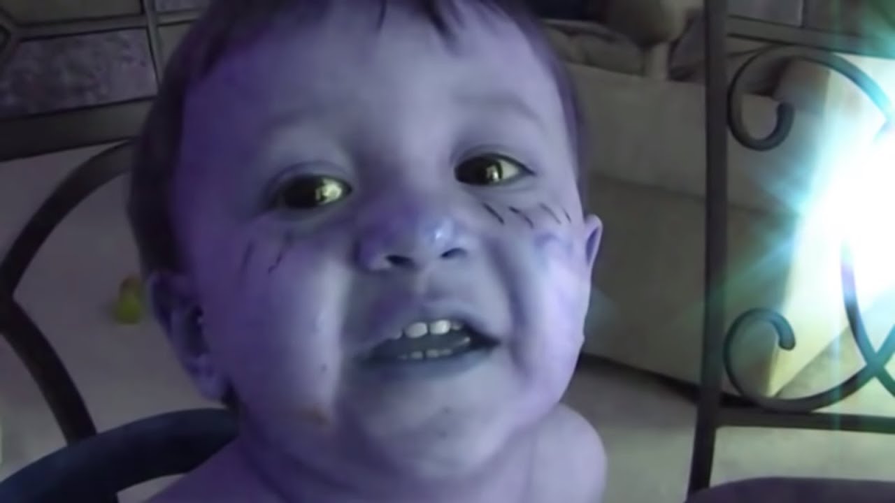 Cheesy Cry Mike (FV Family Throwdeo) - YouTube