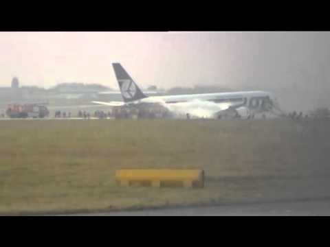 Boeing 767 LOT LO16 emergency landing in Warsaw - awaryjne lądowanie ...