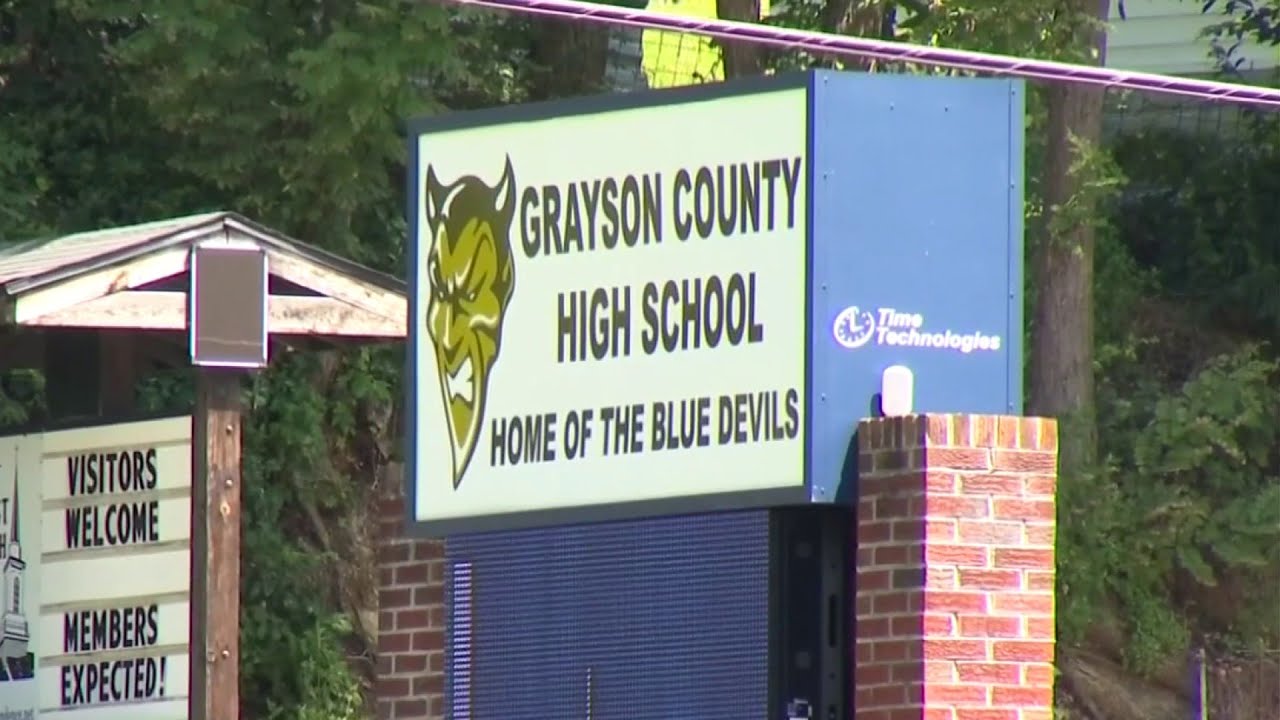 Grayson County school district reports 100% graduation rate - YouTube