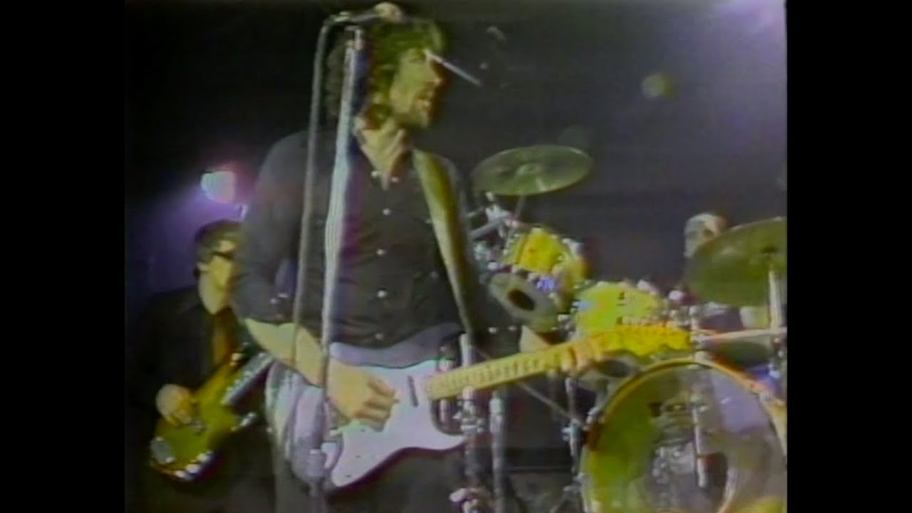 Bill Chinnock live in Portland, Maine with interview (1981) - YouTube