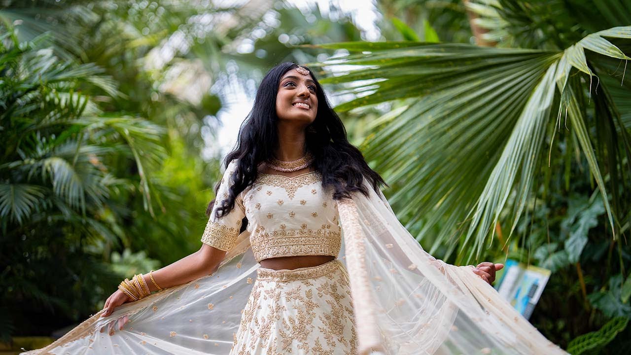 Sabrina's Saree ceremony Pre-shoot at Kew gardens | London | - YouTube
