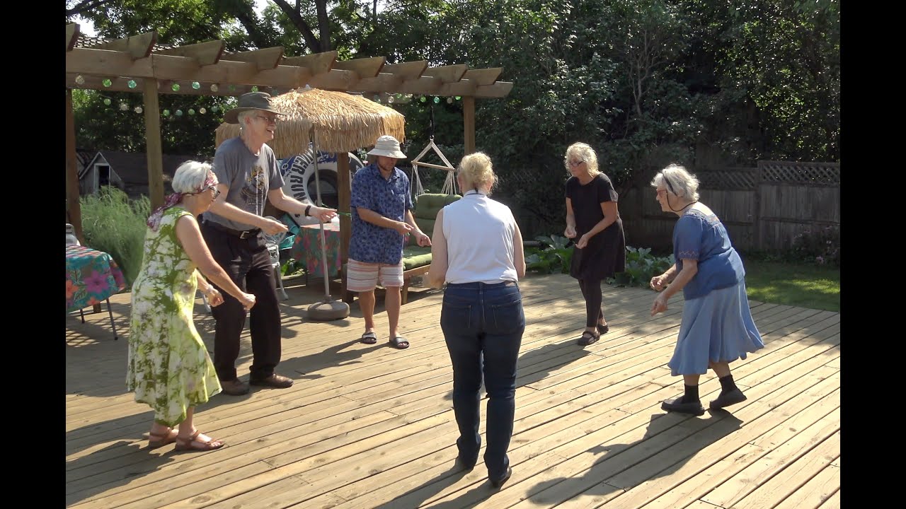 Hashu'al - Israeli Folk Dance - YouTube