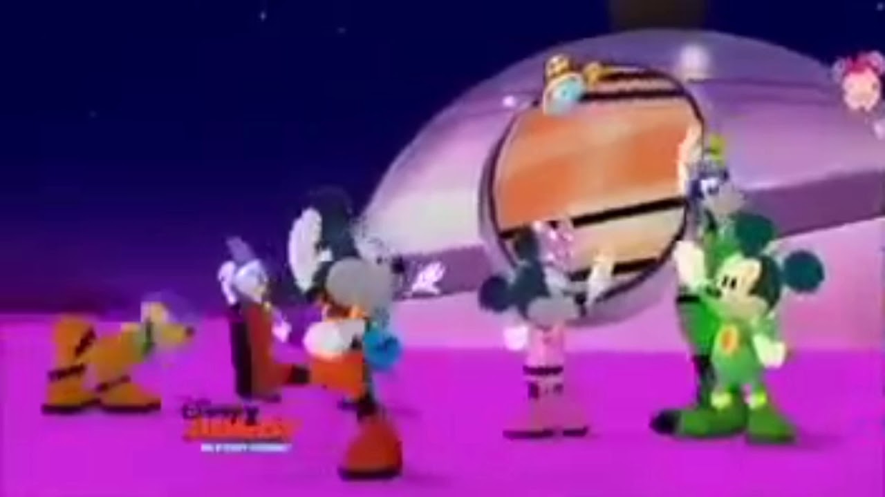 OLD MCMICKEY HAVE A FARM HAPPY LAB HELPERS - YouTube