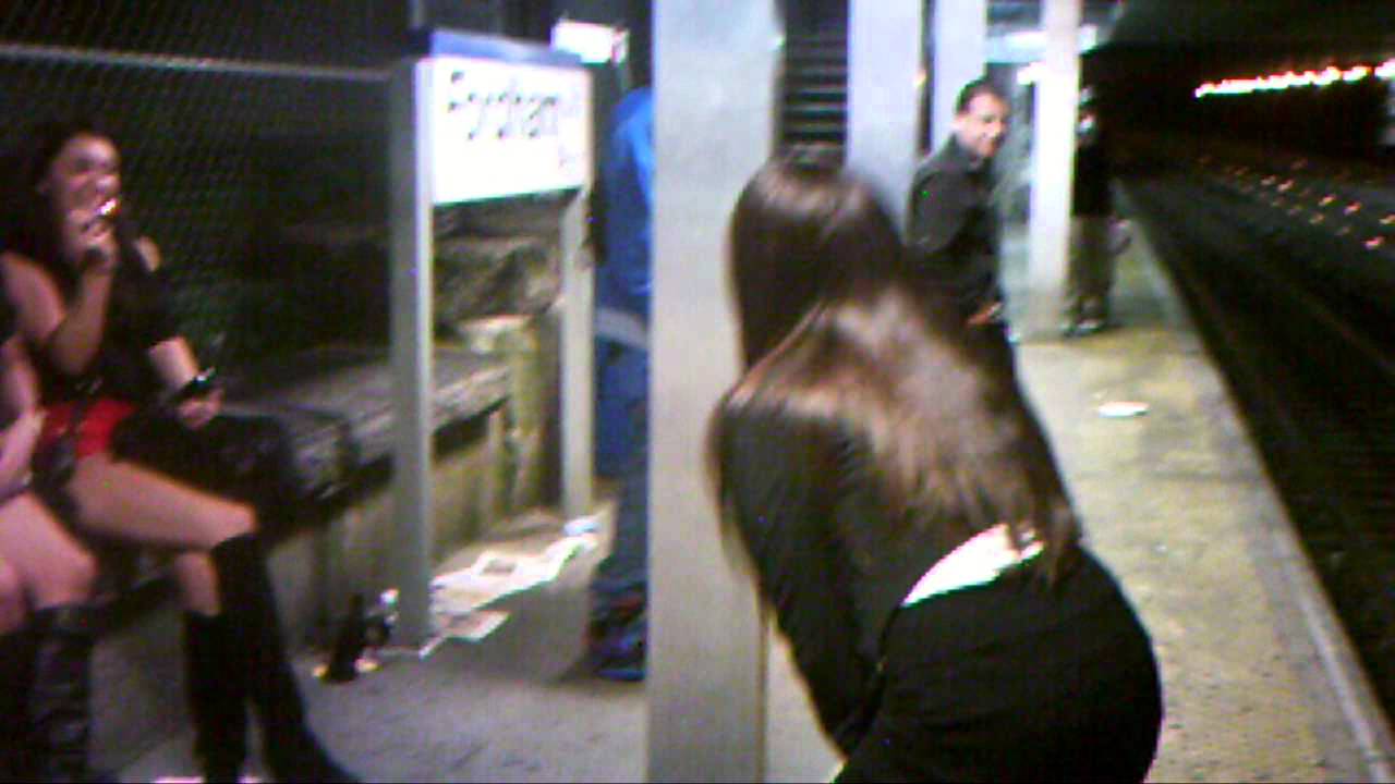 Drunk Chick Wildin Outside The Train Youtube 8431
