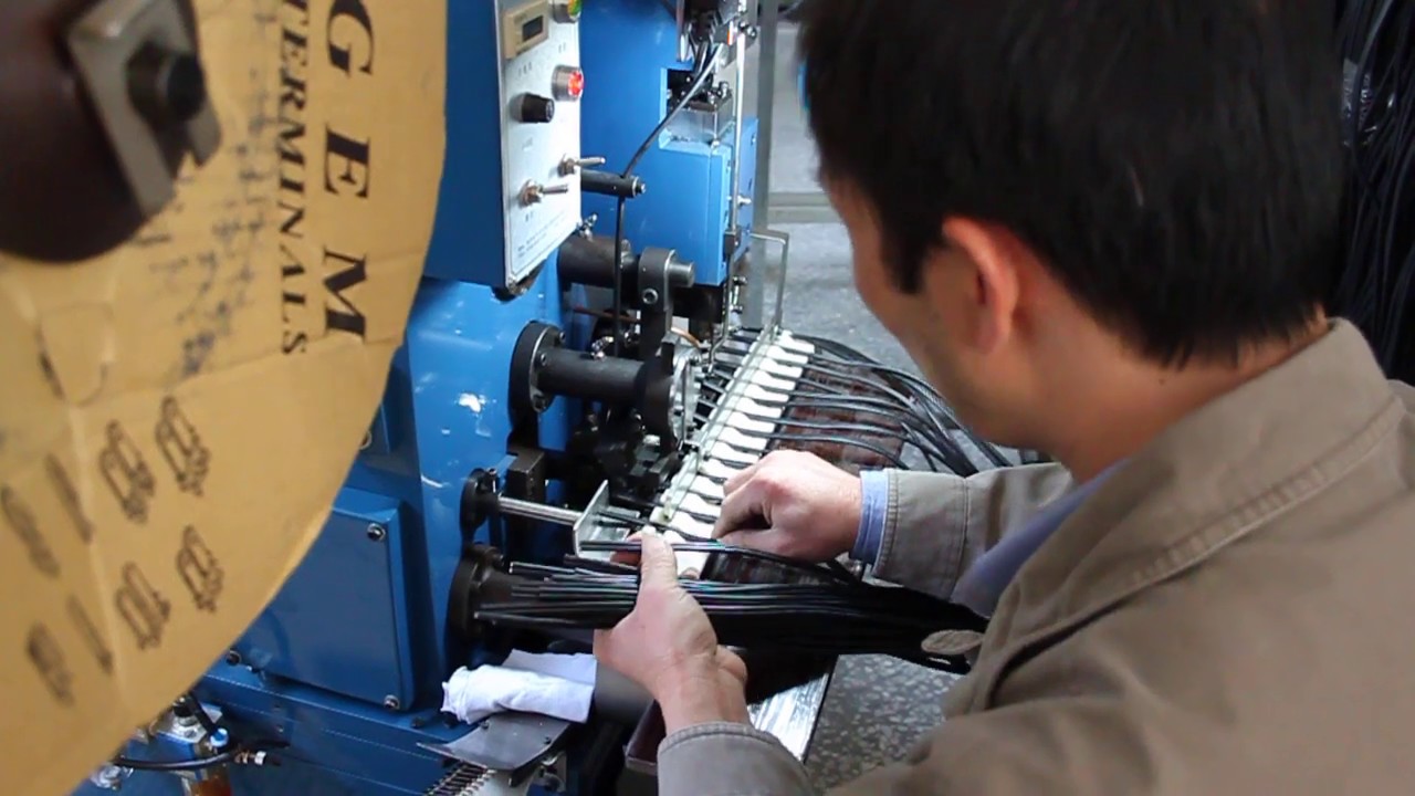 Fully Automatic Wire Crimping Machine | UL Flat Pin 2 Pin - KING'S ...