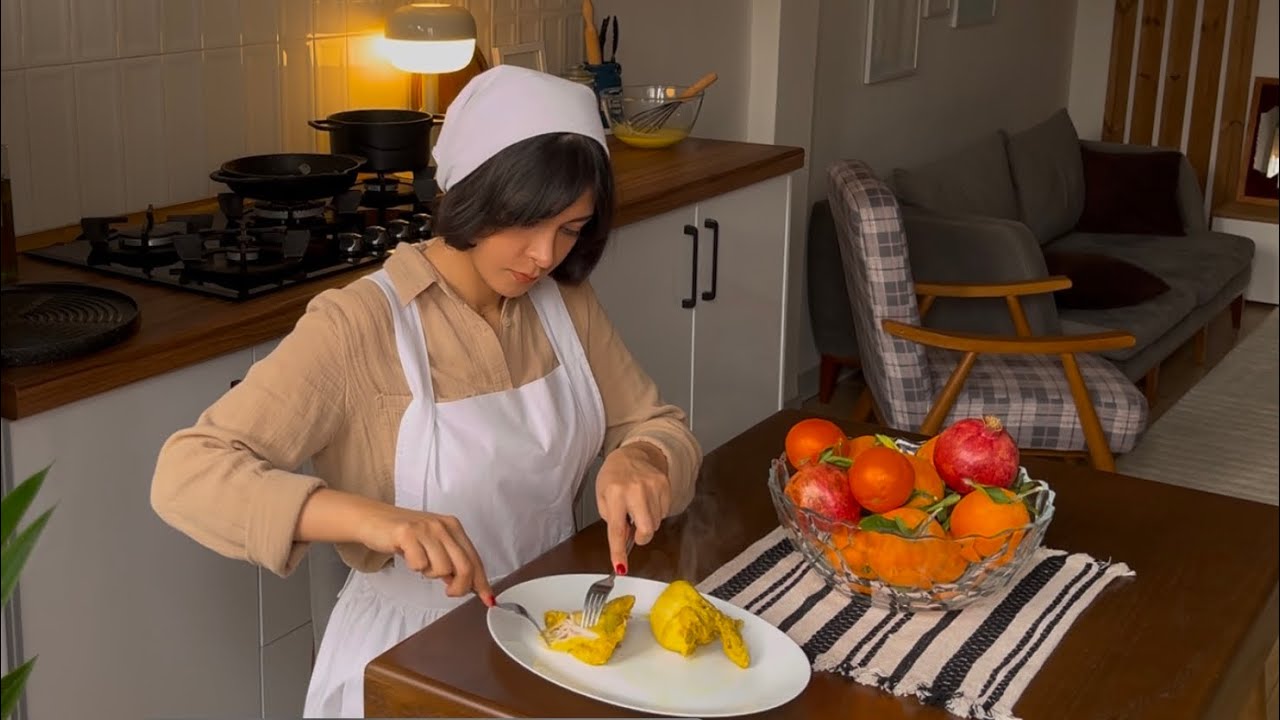 Tahchin | Crispy Persian Rice Cake | Traditional Saffron and Barberry ...