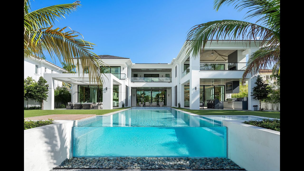 Swimming Pool Acrylic Window with Breathtaking Views by Aquatic Glazing ...