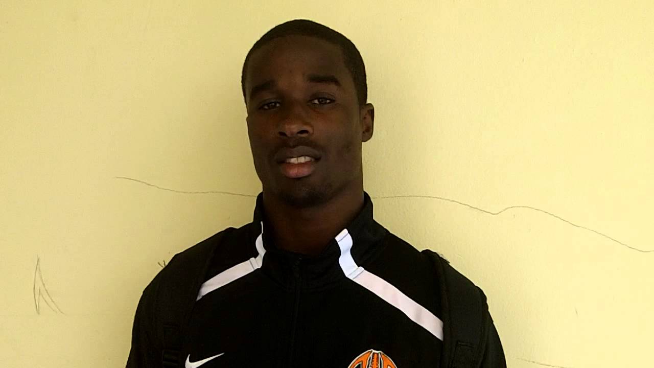 Davante Davis talks recruitment - YouTube