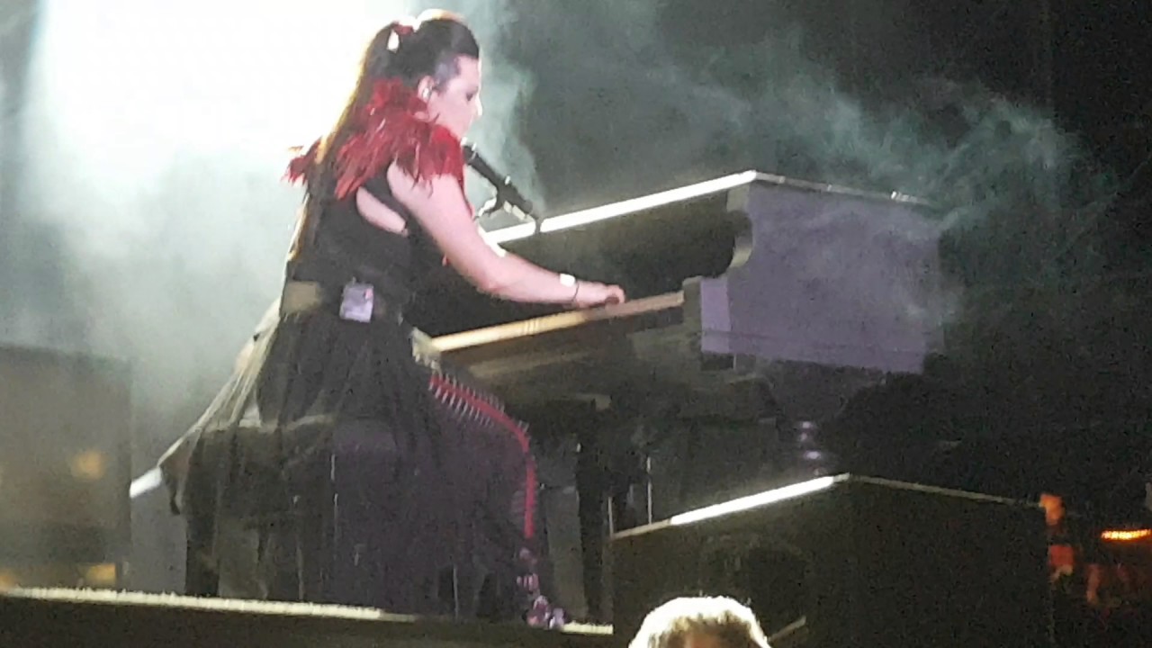Your Star - Evanescence live @ Milano summer festival Italy 4/7/2017 ...
