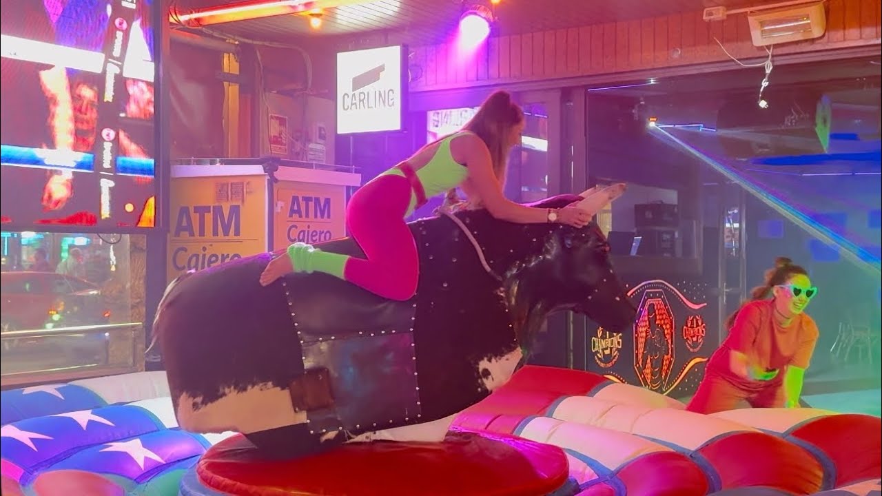 Bull riding 🦬 Mechanical bull riding May 30th 2024 made in Spain - YouTube