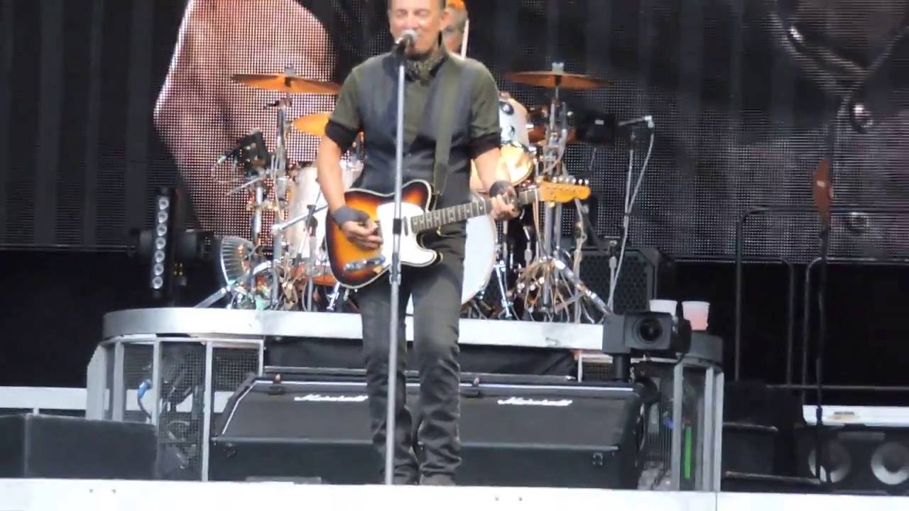 Bruce Springsteen, Atlantic City, Manchester 2016 - YouTube