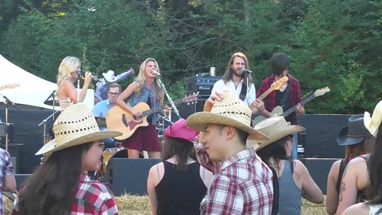 Robyn & Ryleigh Cover The Band Perry "Done" - YouTube