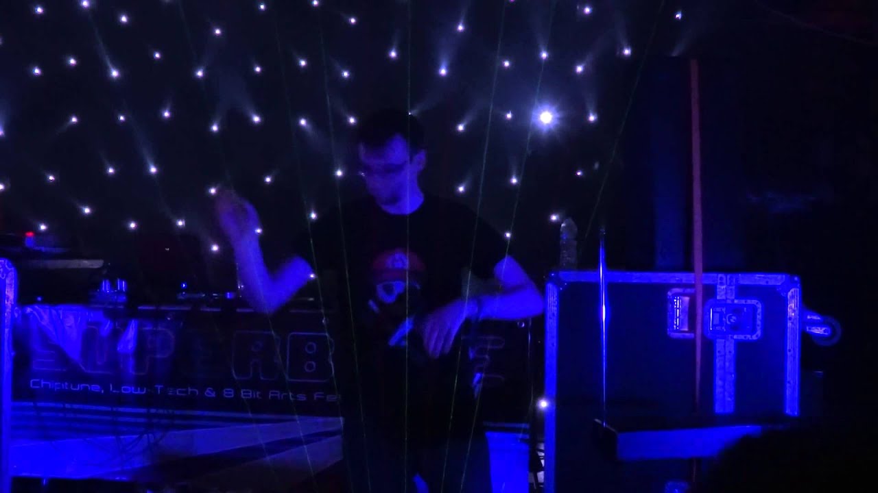 Theremin Hero: Tetris (Laser Harp)- Superbyte Chiptune Festival, Manchester, September 2014 ...