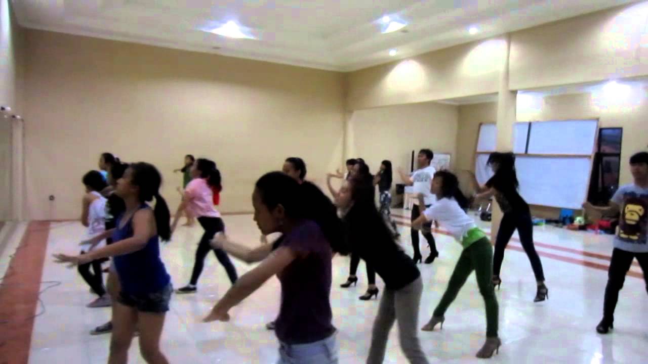 Urban Step Dance Studio (USDS) Girlstyle Class - Express - YouTube