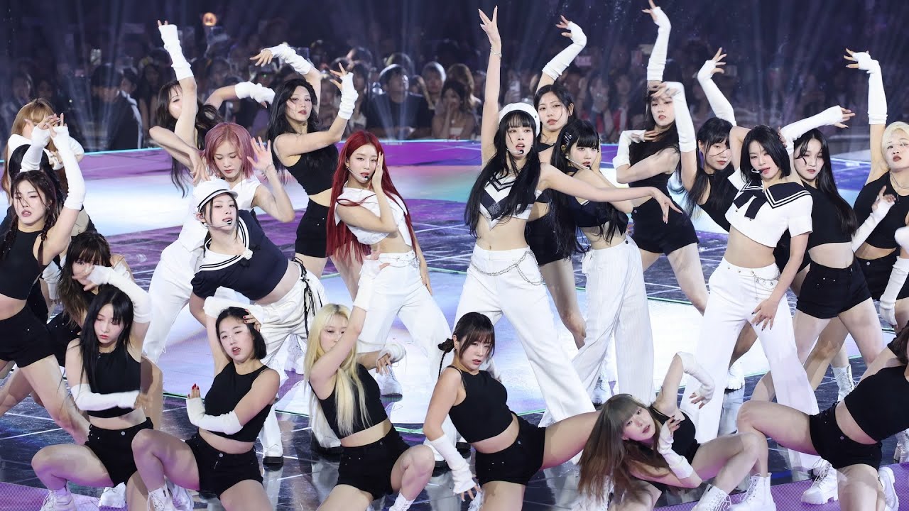 [4K] 240721 STAYC (스테이씨) FULL "1 thing + Cheeky Icy Thang (치아땡)" 직캠 fancam - YouTube