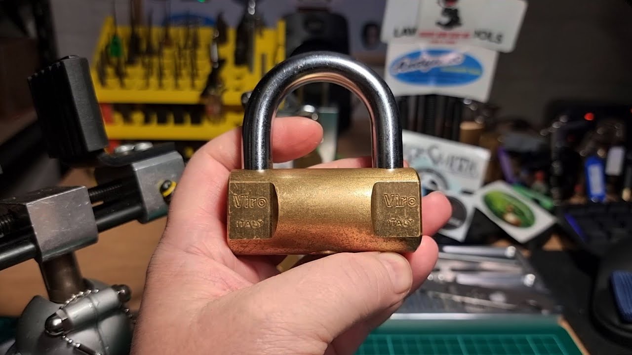 (452) Viro 70mm Cylindrical Padlock - YouTube