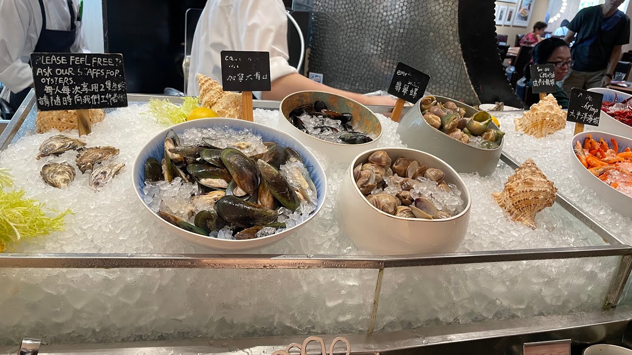 The Food Gallery, Langham Hotel Buffet Lunch Experience - YouTube